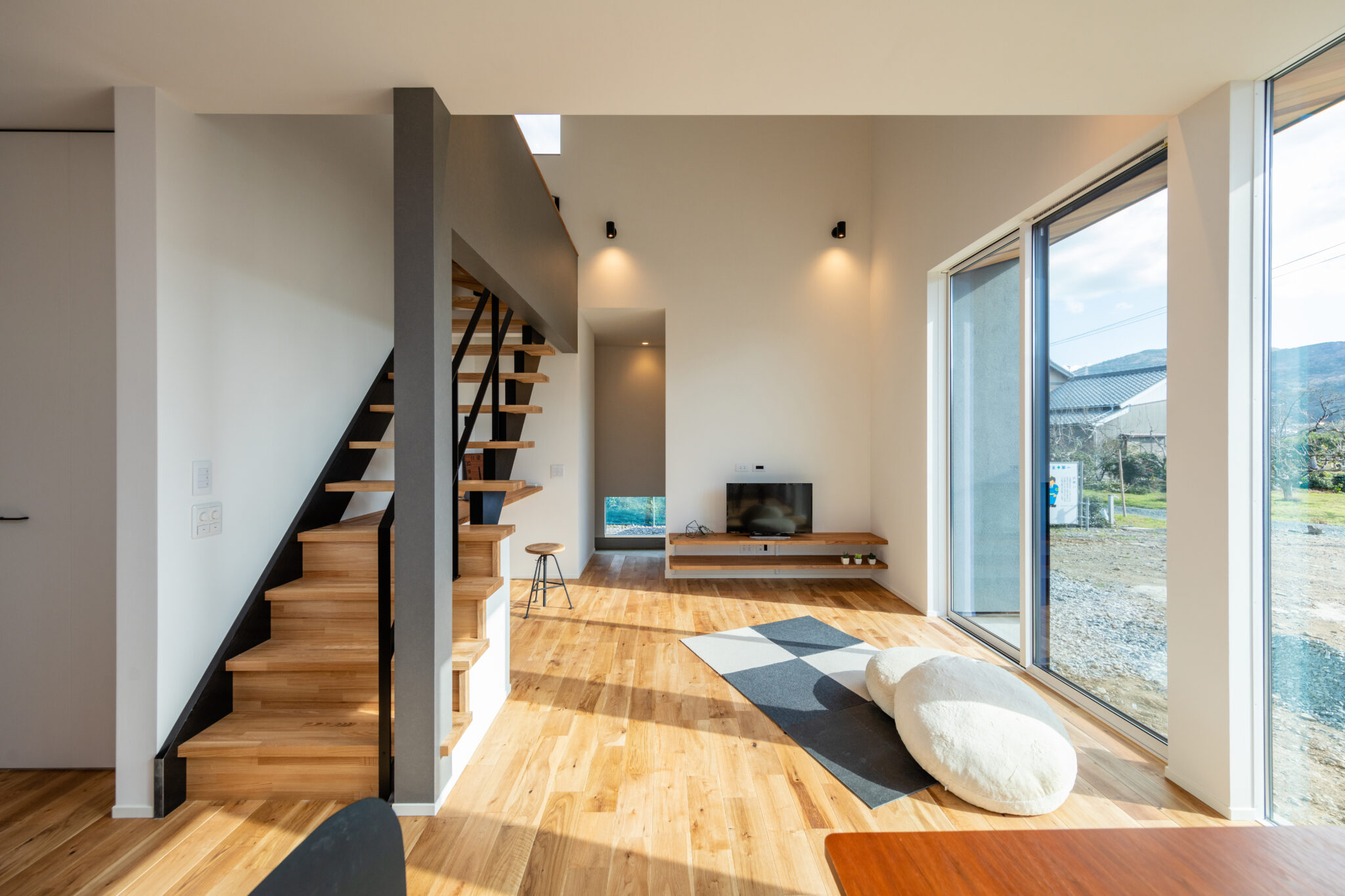 階段の間取りで失敗しないためのポイント｜おすすめの配置や実例を紹介 | 豊橋市の工務店ならハピナイス